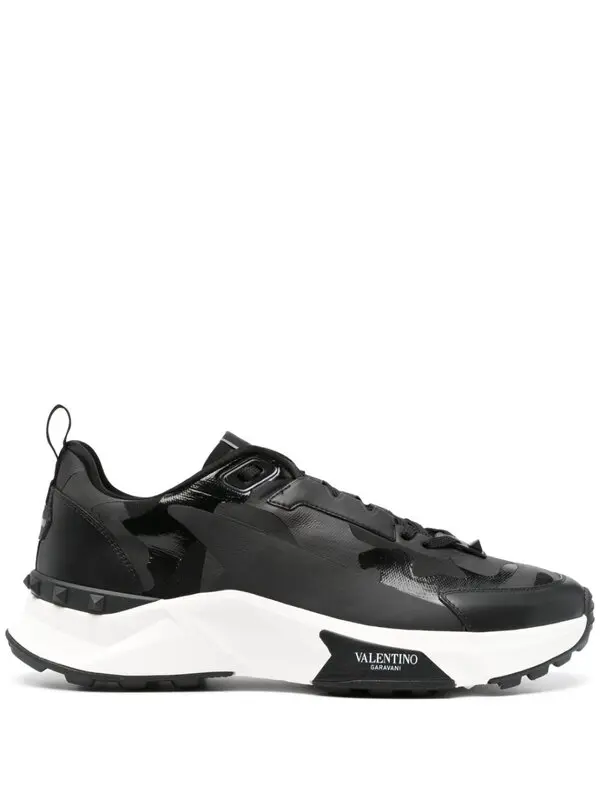 Valentino Garavani True Act Sneakers