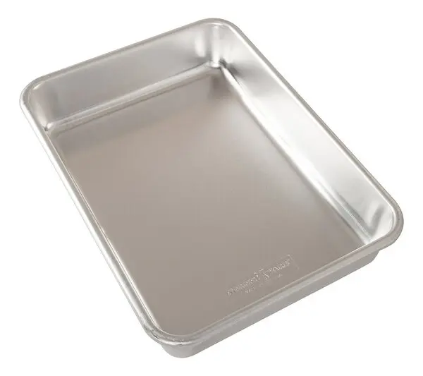 NORDICWARE Naturals 9'x13' Rectangular Cake Pa N