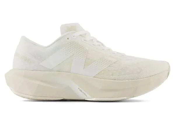 NEW BALANCE Fuelcell Rebel V4 Sneakers - White/linen/sea Salt
