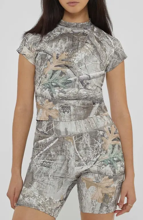 Guess X Realtree Go Stretch Crop Graphic T-shirt