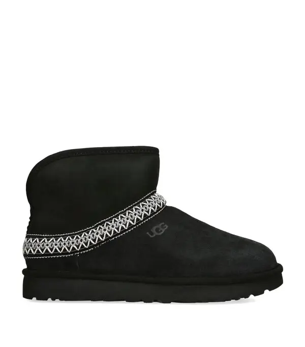 UGG Classic Mini Crescent Boots - Black