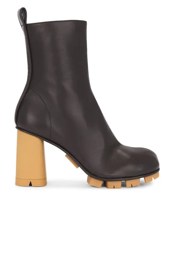Bottega Veneta Shore Ankle Boots - Fondant