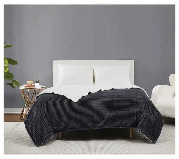 BROOKLYN LOOM Corduroy King Blanket