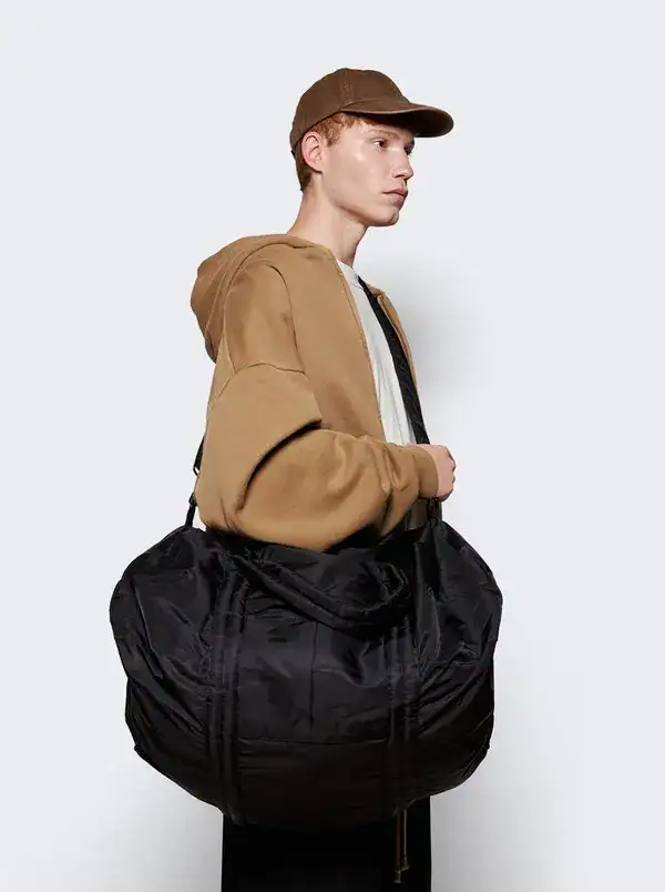 Entire Studios STANDARD DUFFLE ダッフルバッグ Entire Studios Standard Duffle Bag - Oil | Editorialist
