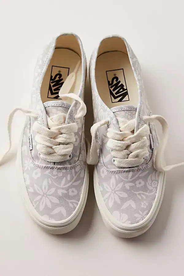 Sneakers White Floral Vans Vans Shoes Vans Classic Slip On
