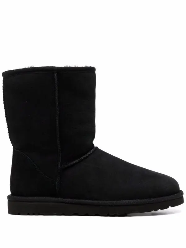 UGG Classic Short Boots - Black