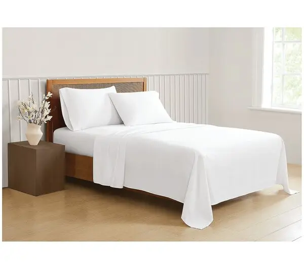 TRULY SOFT Green Solid Queen 4 Piece Sheet Set - One-color