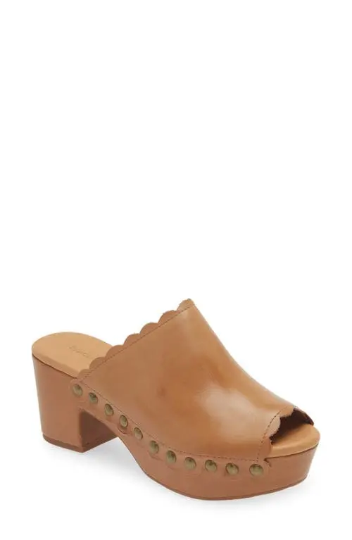 CHOCOLAT BLU Platform Slide Sandal