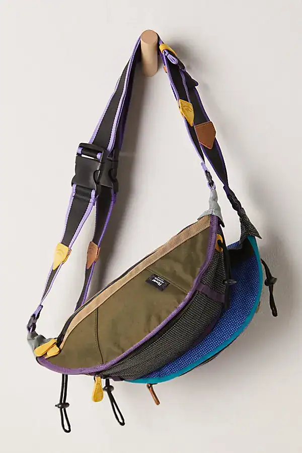 Flower Mountain Sling Bag - Grey | Editorialist