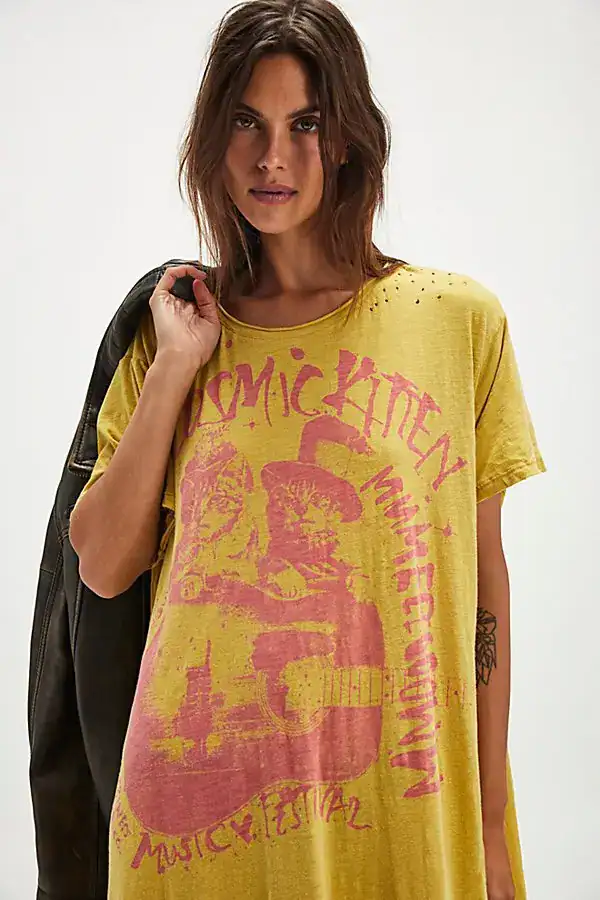 Magnolia Pearl Cosmic Kitten T-Shirt Dress - Yellow | Editorialist