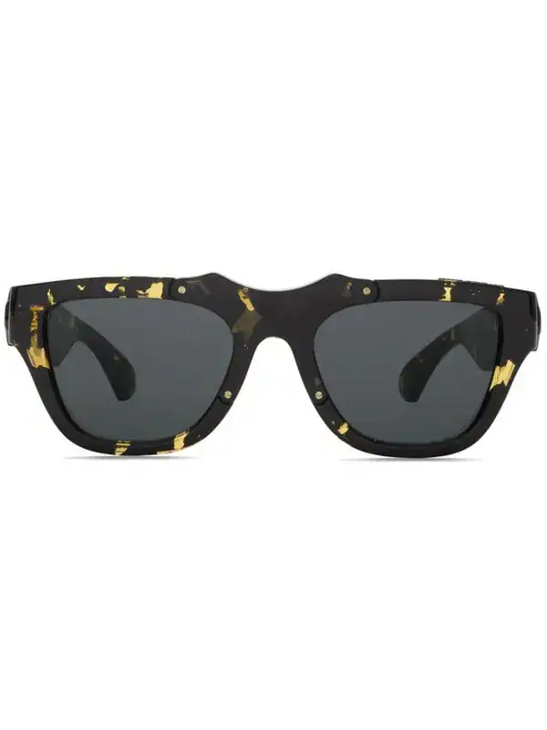 Burberry Shield Sunglasses - Brown | Editorialist display picture 3