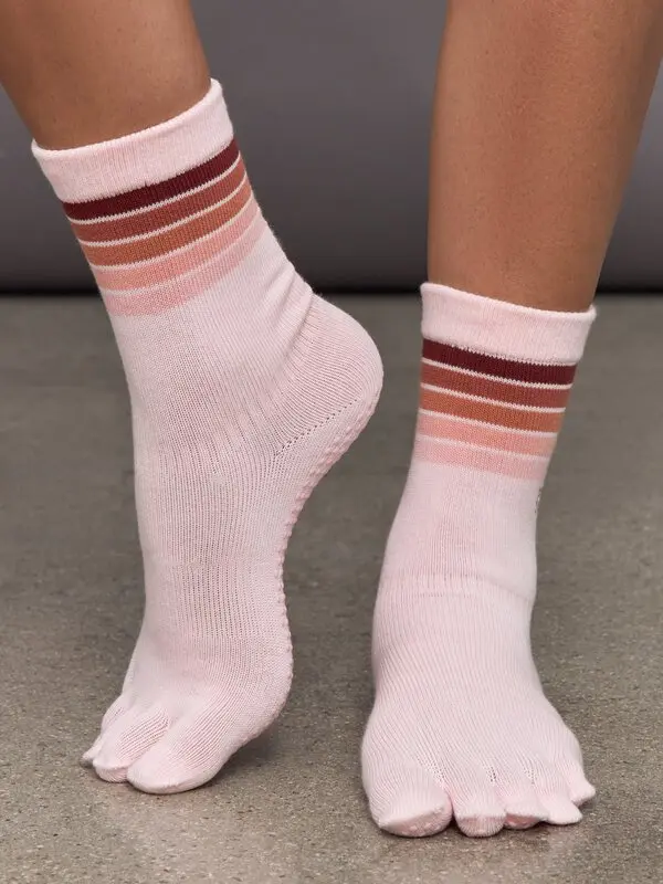 TOESOX Grip Crew Socks