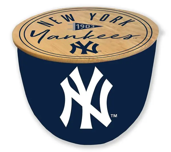 PEGASUS SPORTS Mlb Script Circle Logo 16 Oz Cer Amic Candle