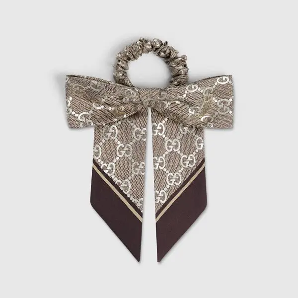 Gucci Laminated Gg Silk Jacquard Scrunchie - Beige