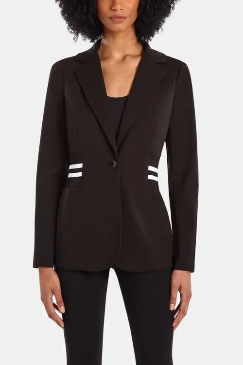 CAPSULE 121 The Alpha Blazer