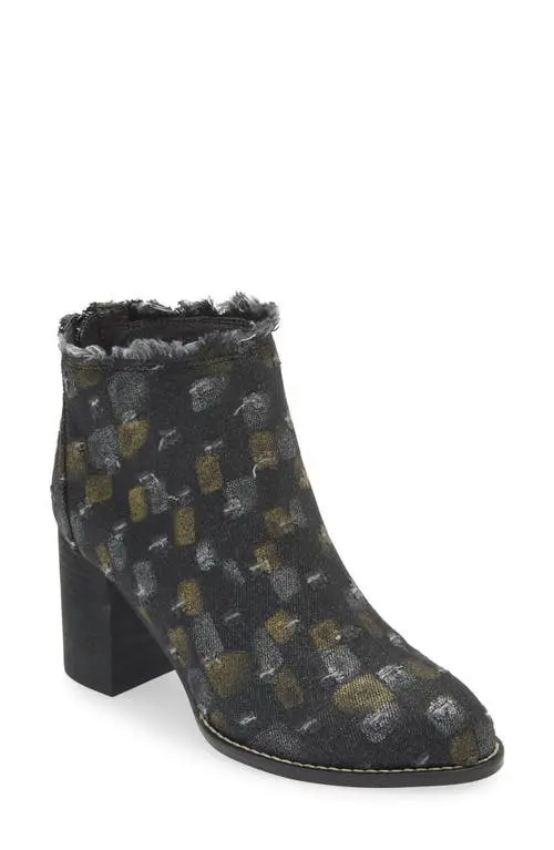 CHOCOLAT BLU Anika Bootie - Black Wash