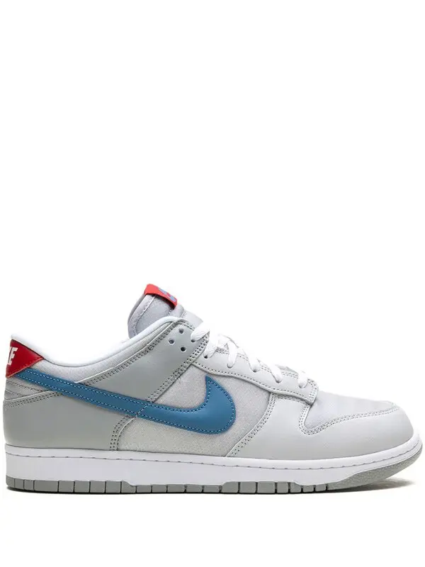 Nike Dunk Low Sneakers