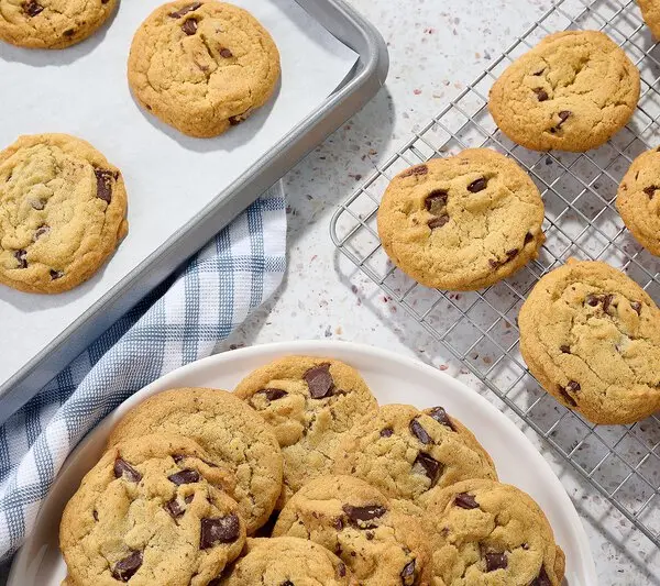 DAVID'S COOKIES 70 Piece Fan Favorites Cookie Dough