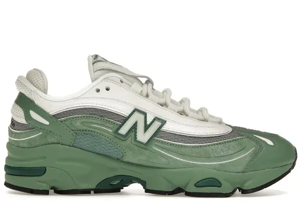 NEW BALANCE 1000 Sneakers - Mallard Green/sea Salt