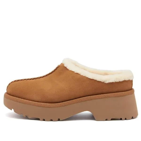 UGG New Heights Cozy Clog - Chestnut