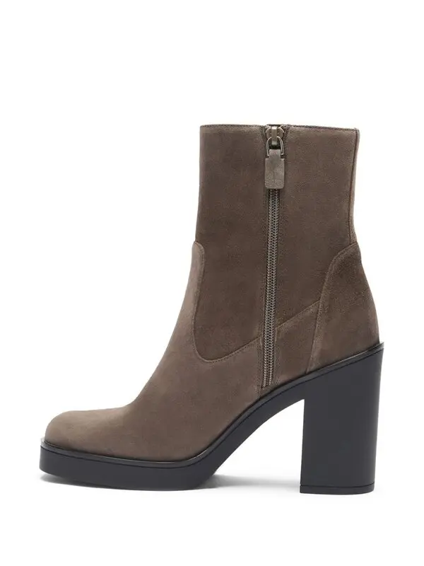 STUART WEITZMAN Bethenny Suede Boots