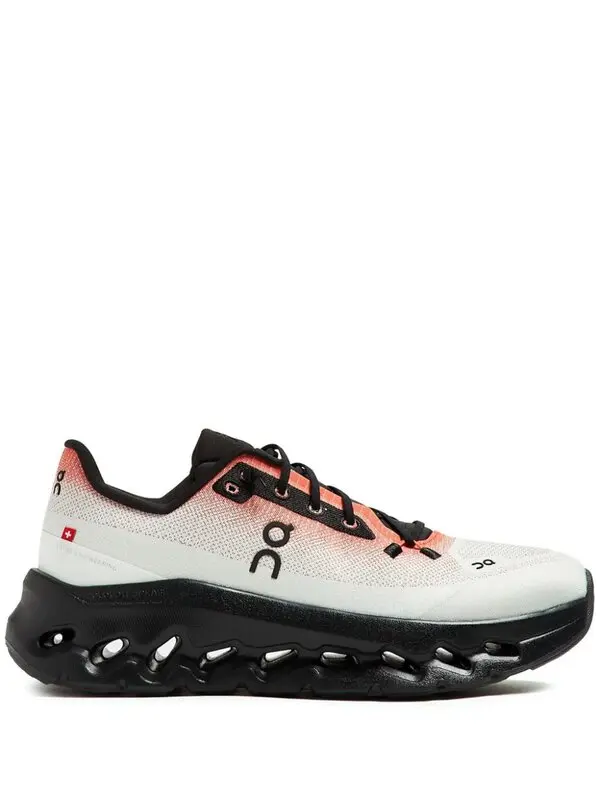 On Cloudtilt Sneakers - White