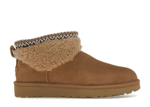 UGG Classic Ultra Mini Maxi Curly Boot - Chestnut