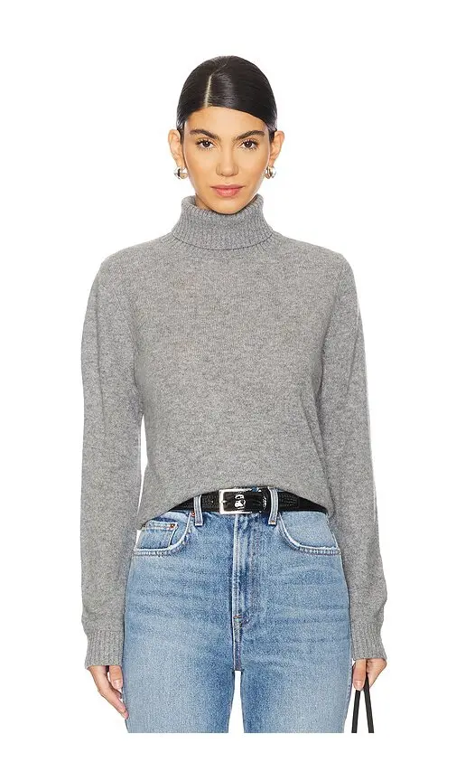 Jumper 1234 Lightweight Roll Collar