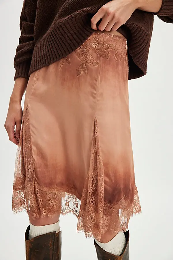NIGEL PRESTON Tiffany Lace Skirt - Dusty Peach