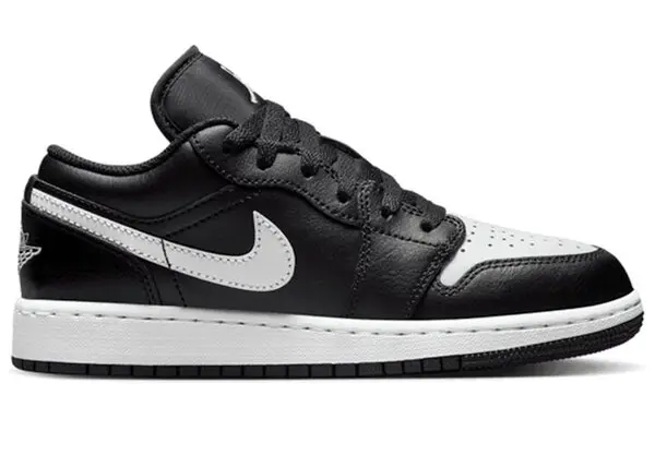 JORDAN 1 Low Sneakers - Black/summit White