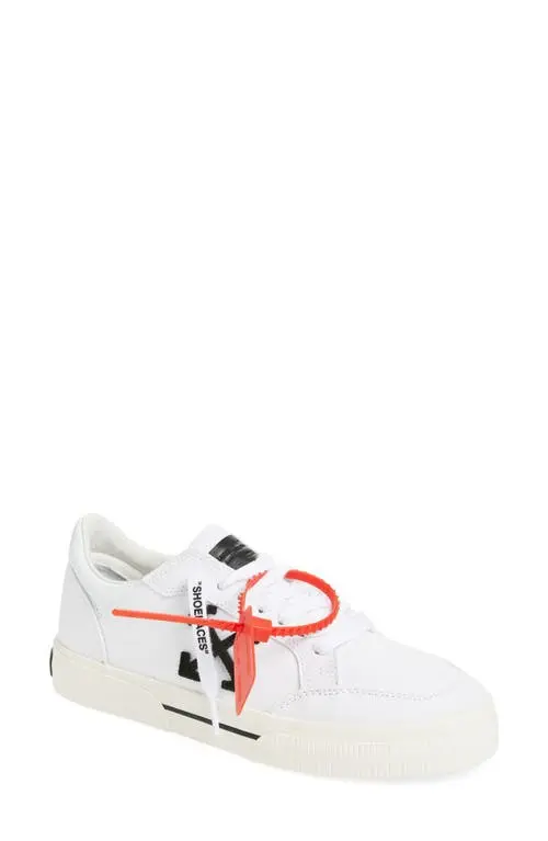 Off-White Vulcanized Low-top Sneakers