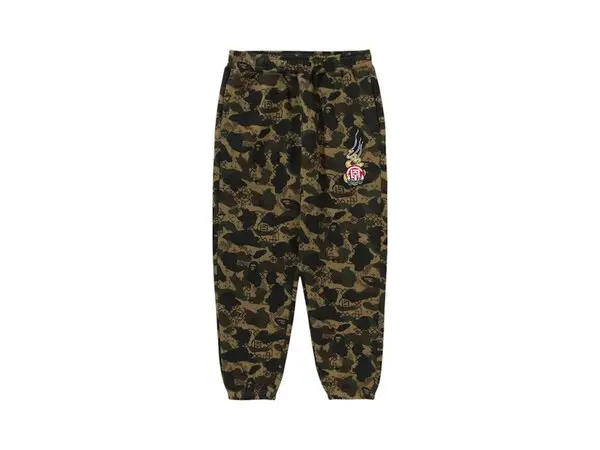 BAPE X Clot Camo Logo Sweat Pants - Olive