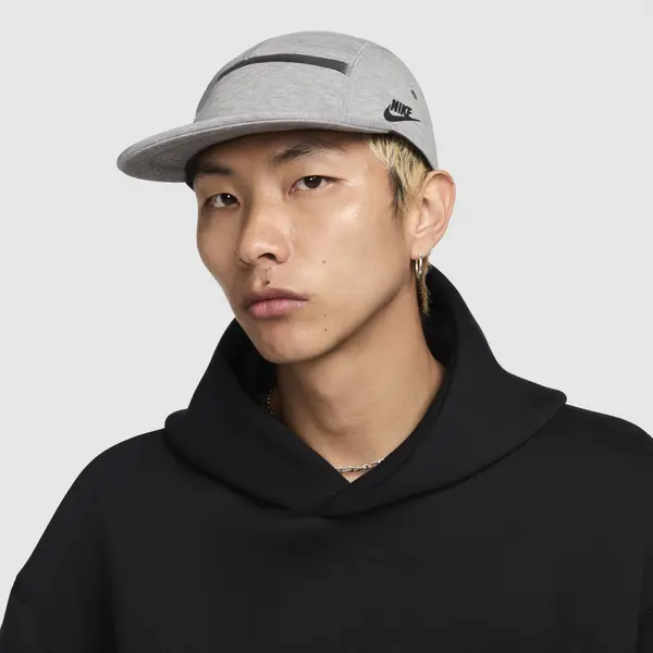 Nike Fly Cap Unstructured Flat Bill Tech Fleece Cap - Grey