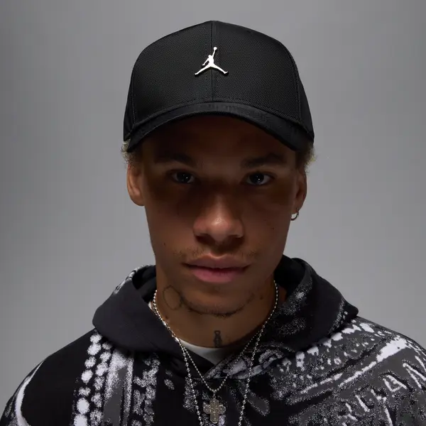 JORDAN Rise Structured Metal Jumpman Hat - Black
