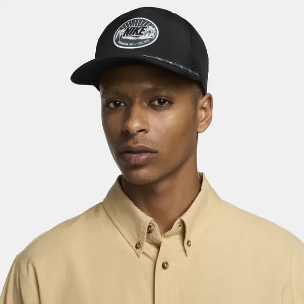 Nike Rise Structured Trucker Cap - Black