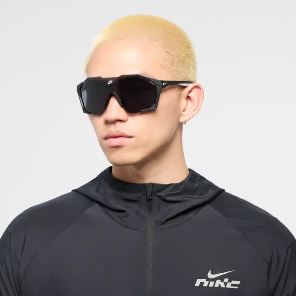 Nike Charged Shield Sunglasses - Black