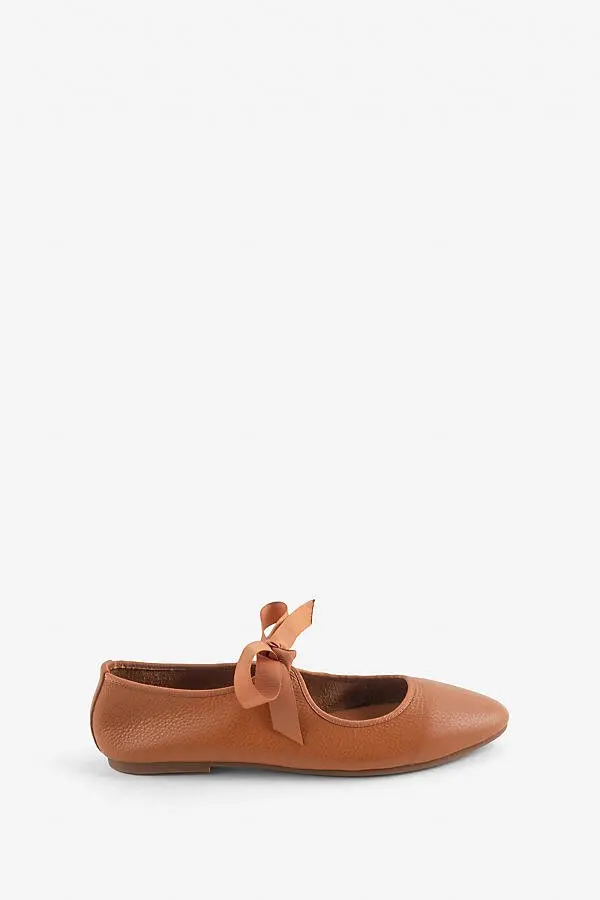 Intentionally Blank Valley Flats - Brown