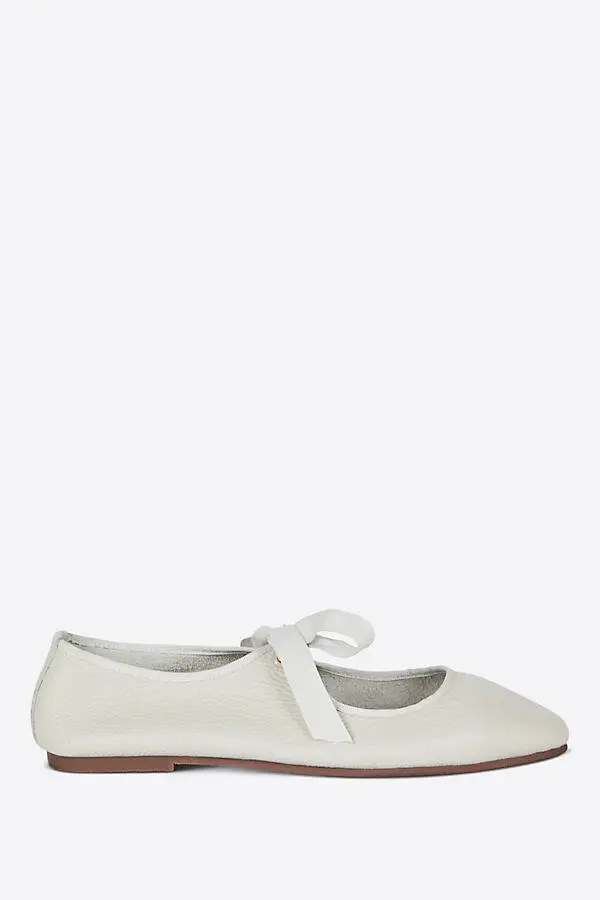 Intentionally Blank Valley Flats - White