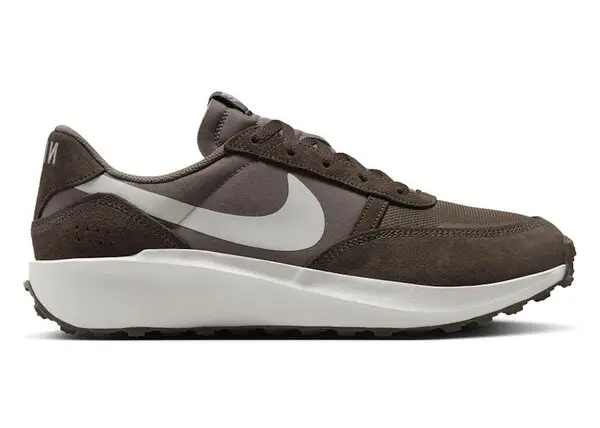 Nike Waffle Nav Sneakers