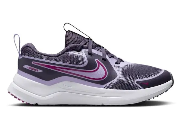 Nike Cosmic Runner