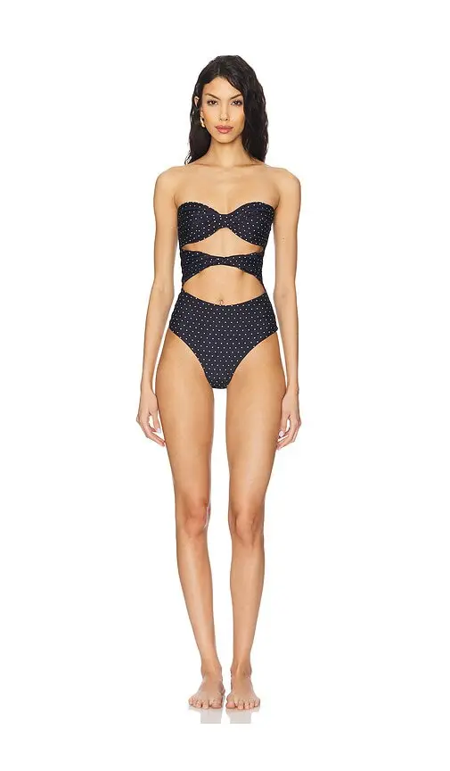 Mikoh Estella One Piece