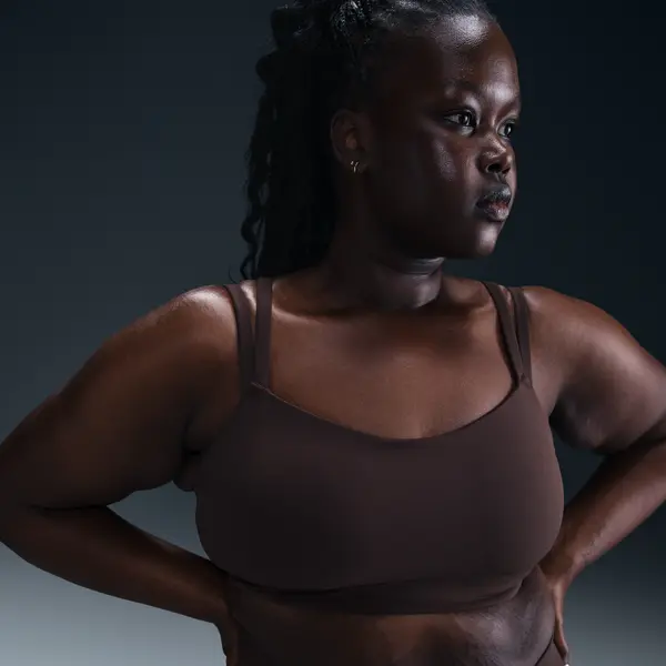 Nike Zenvy Strappy Light-support Padded Sports Bra - Brown