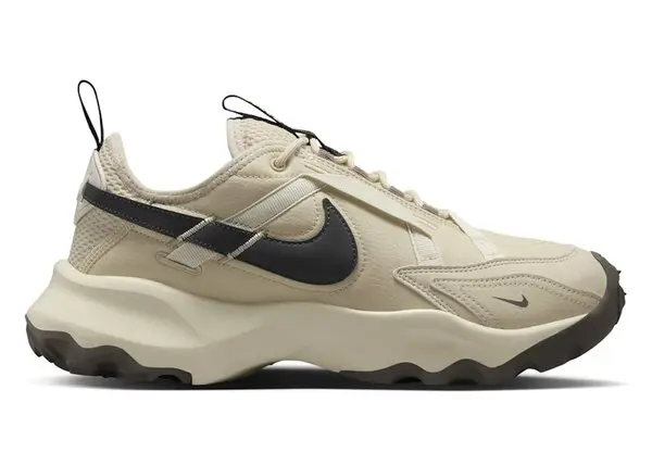Nike Tc 7900 Off Noir Sneakers - Beach/cave Stone/coconut Milk