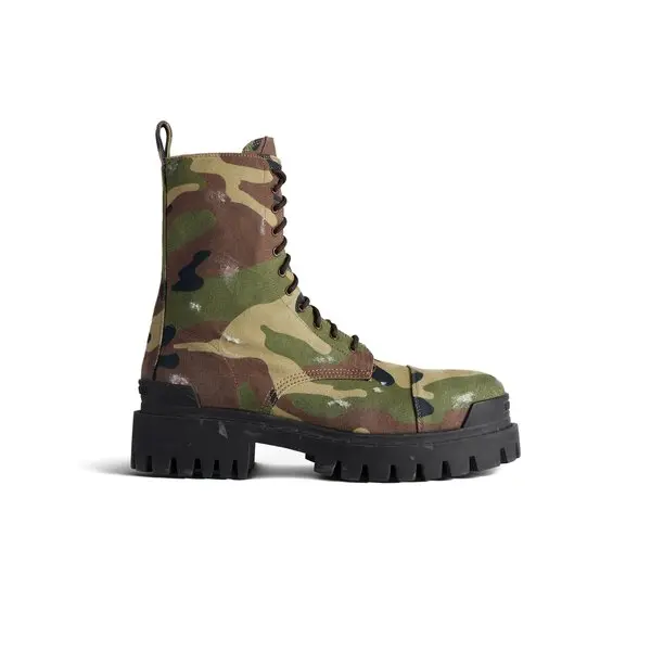 Balenciaga Strike Camo Print Boots - Brown