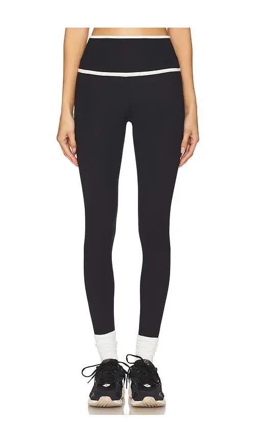WELLBEING + BEINGWELL Flowwell Mara Legging In Black - Black & White