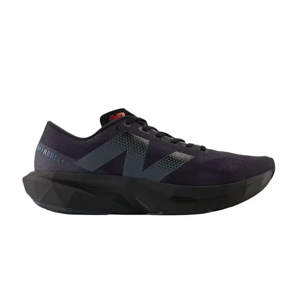 NEW BALANCE Fuelcell Rebel V4 Sneakers - Black