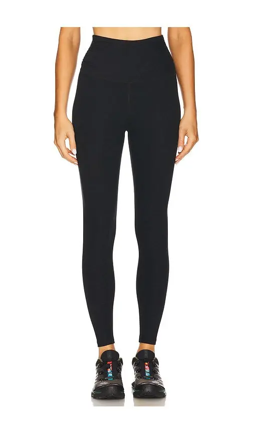 Beyond Yoga Spacedye Raise The Barre Shirred Legging In Black - Darkest Night