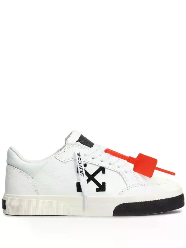 Off-White Vulcanized Low-top Sneakers - 110 White - Black