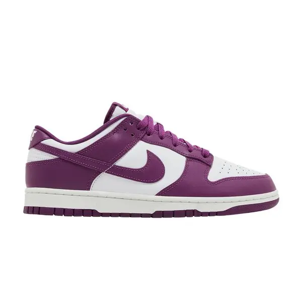 Nike Dunk Low Sneakers