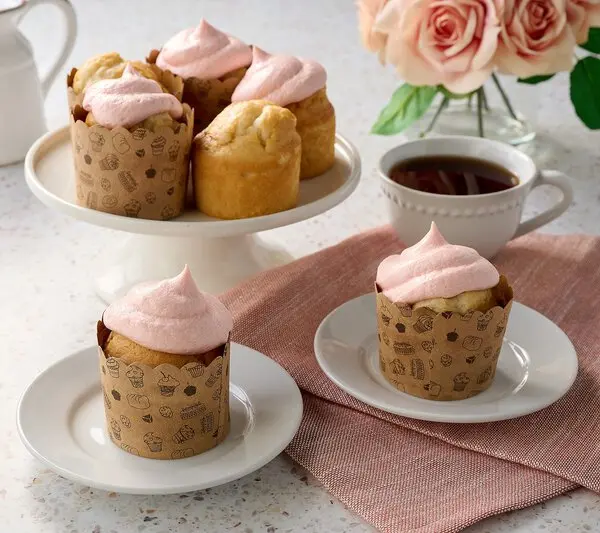 AUNT CHELLE'S Cupcakes With 1lb Of Buttercream